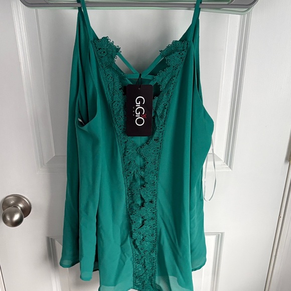Gigio | Tops | Ggio Teal Lace Trim Camisole | Poshmark